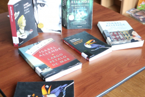 Nace Isabel Allende Llona | BiblioRedes